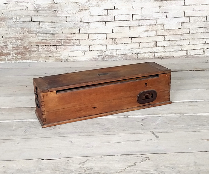 ANTIQUE ROWING MACHINE Vintage Various Objects